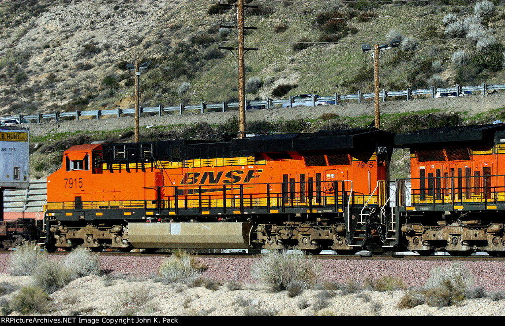 BNSF 7915